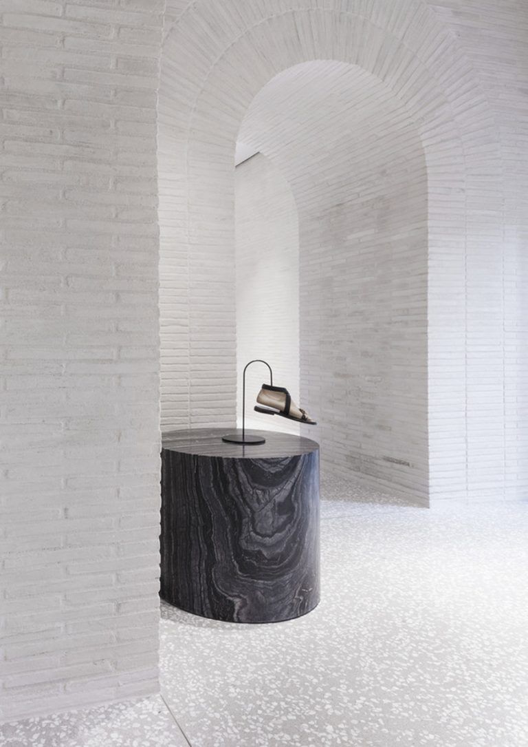 VALENTINO ROME FLAGSHIP STORE - DPAGES - a design publication for ...